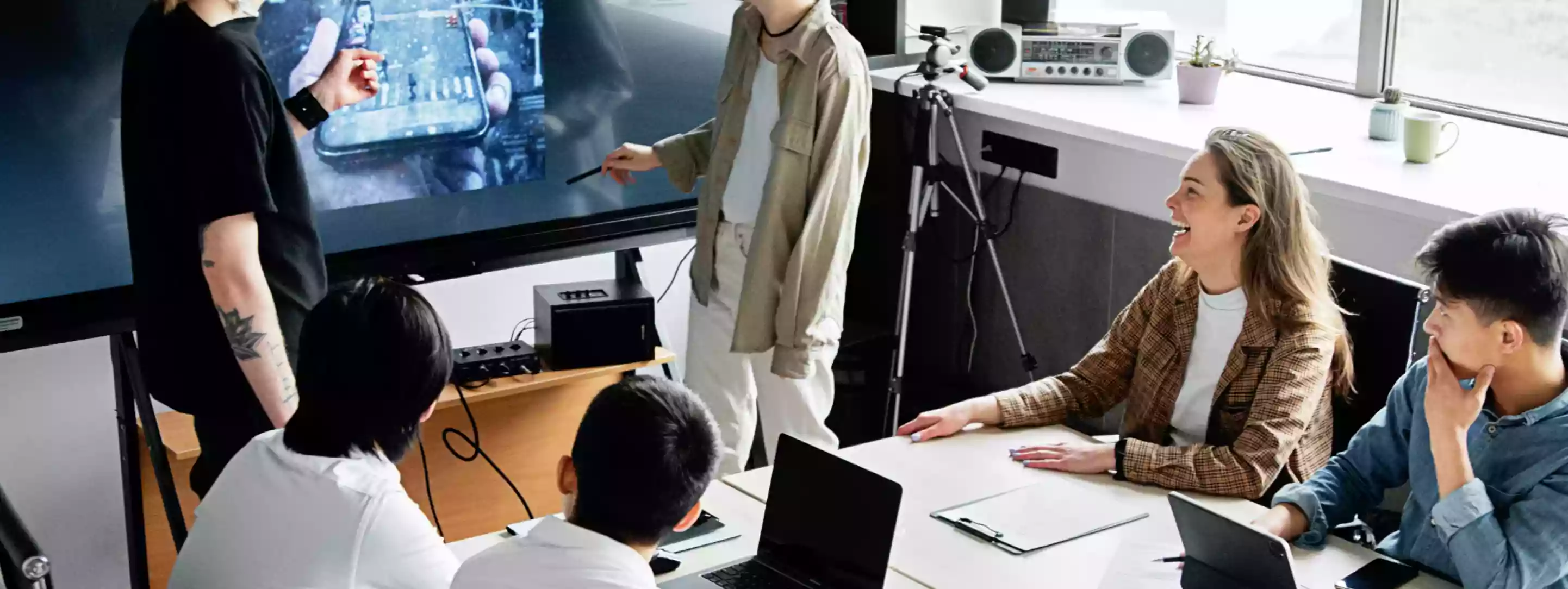 Manage Forums Effectively with Embedded Analytics | Bold BI
